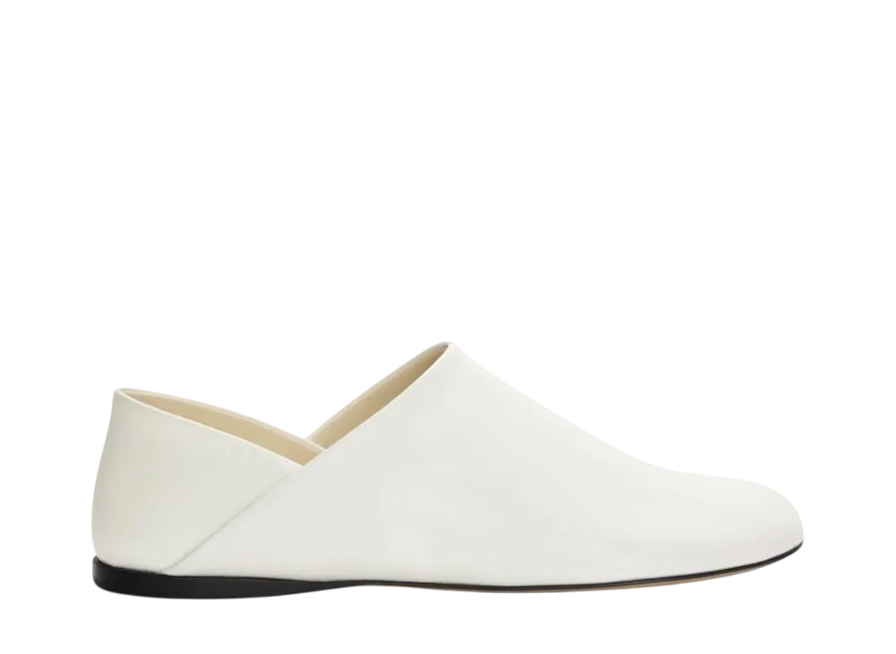 LOEWE Women's Toy slipper in goatskin "White"の新品/中古フリマ(通販)｜スニダン