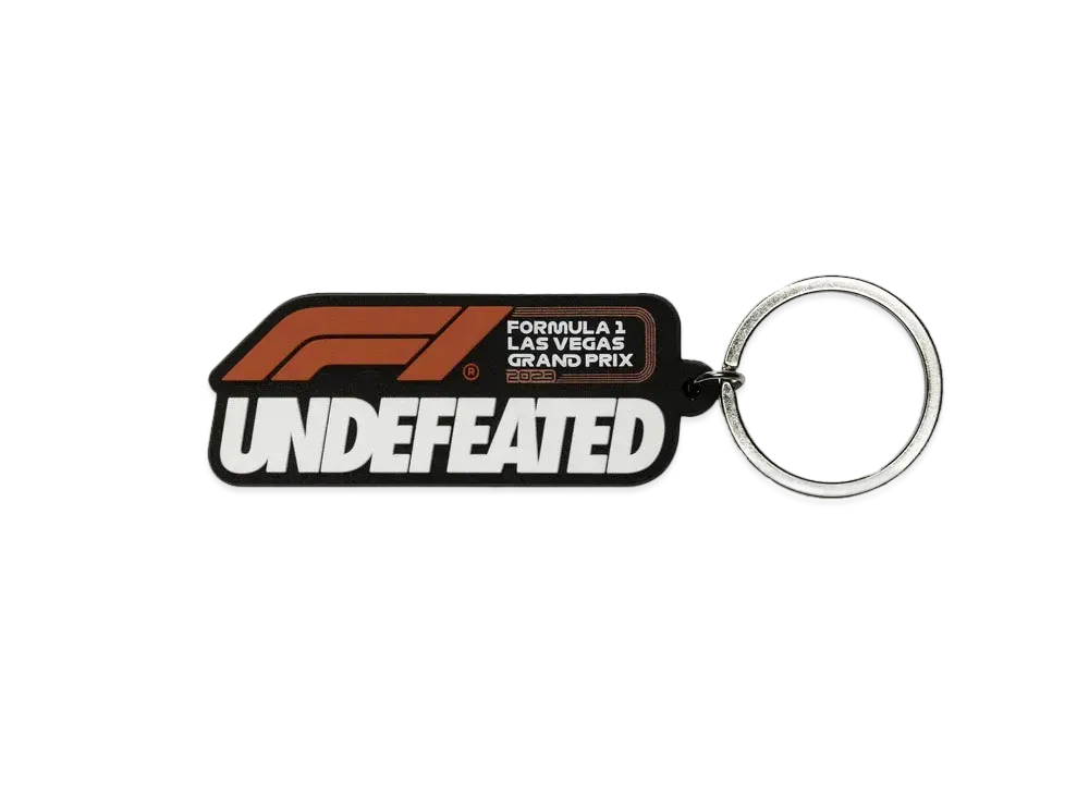 UNDEFEATED x F1 LVGP Raised Rubber Keychain "Multi"の新品/中古フリマ(通販)｜スニダン