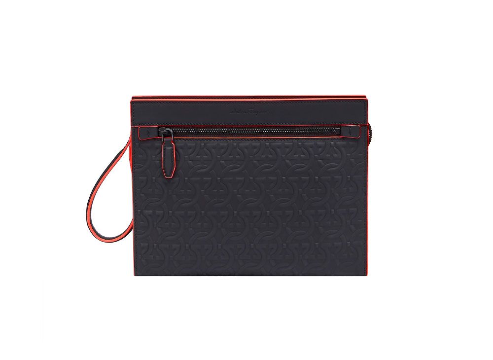 サルヴァトーレ フェラガモ ポーチ "ブラック/キャンディアップルレッド" 240789 751610の新品/中古フリマ(通販)｜スニダン