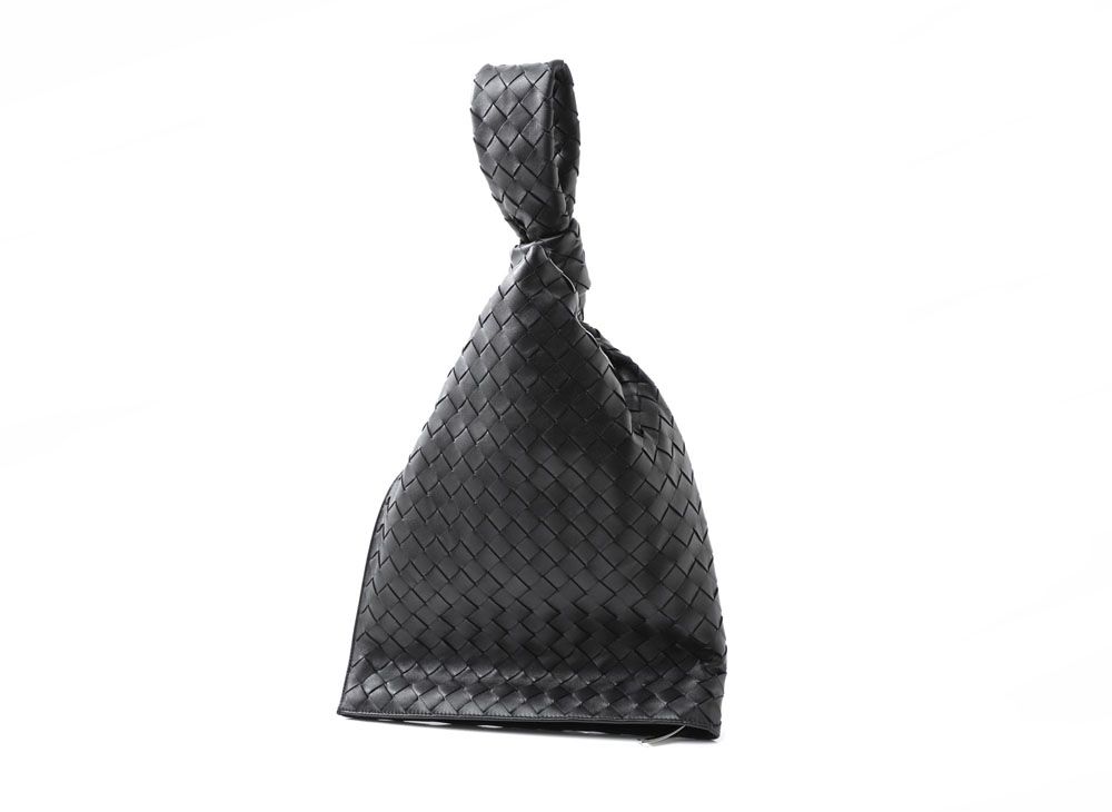 ボッテガ ヴェネタ イントレチャート レザー BV ツイスト "ブラック" 607964の新品/中古フリマ(通販)｜スニダン