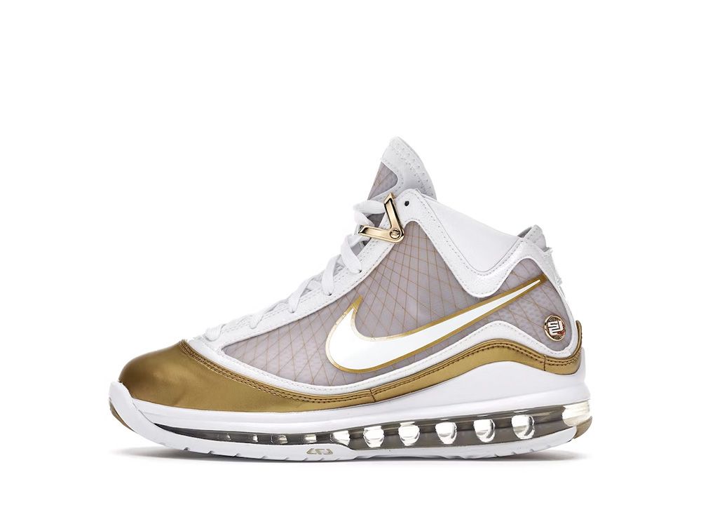 Nike GS LeBron 7 China Moon "White/Metallic Gold" (2020) の新品/中古フリマ(通販)｜スニダン