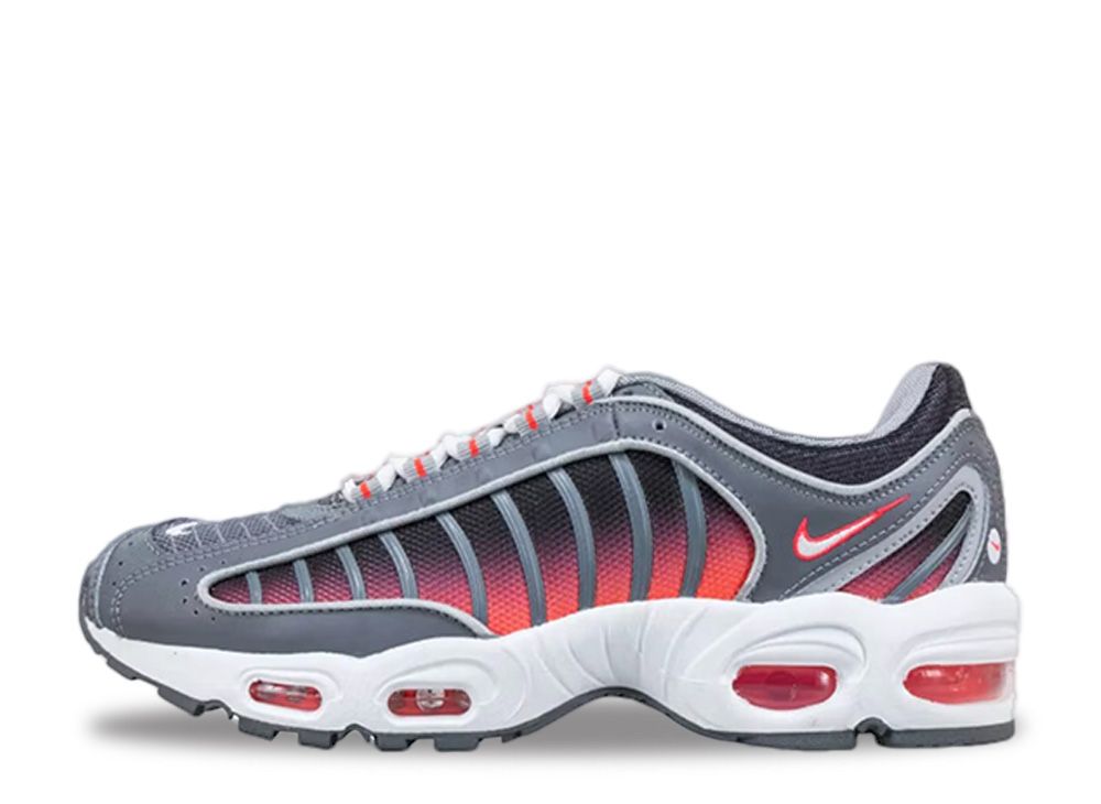 Nike Air Max Tailwind 4 "Smoke Grey Black Red"の新品/中古フリマ(通販)｜スニダン