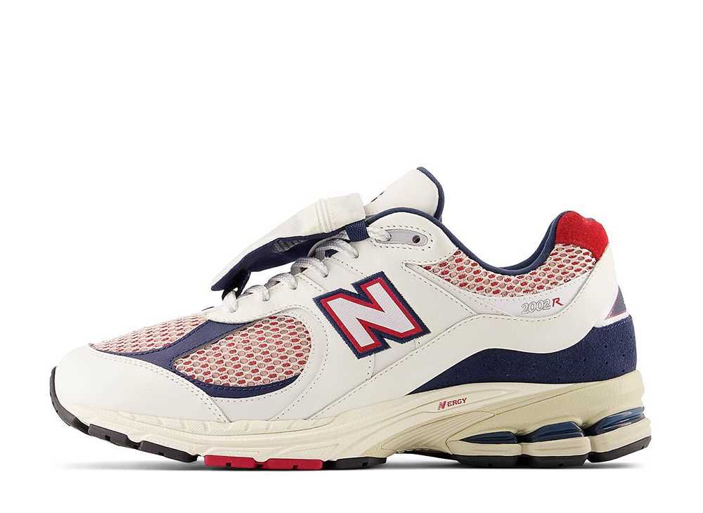 New Balance 2002R "Team Red/Navy Pouch" M2002RVE | SNKRDUNK