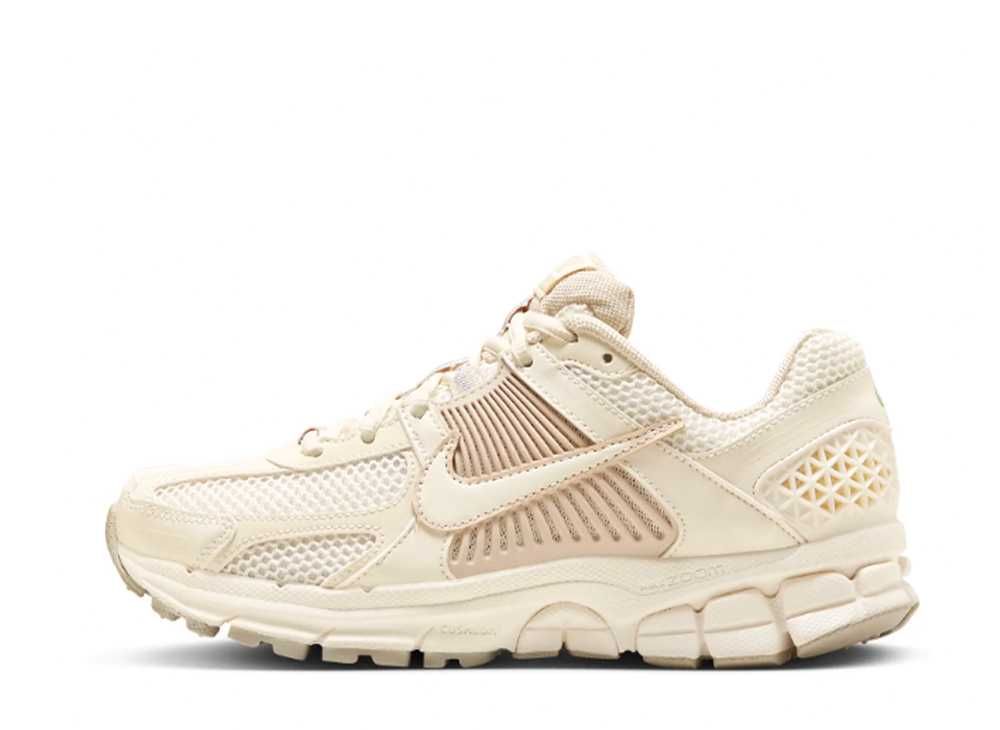 Nike Women's Zoom Vomero 5 "Pale Ivory/Sand Drift"の新品/中古フリマ(通販)｜スニダン