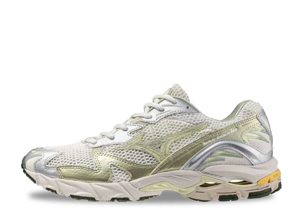 Mizuno Wave Rider 10 "Off White/Light Green/Silver"の新品/中古フリマ(通販)｜スニダン