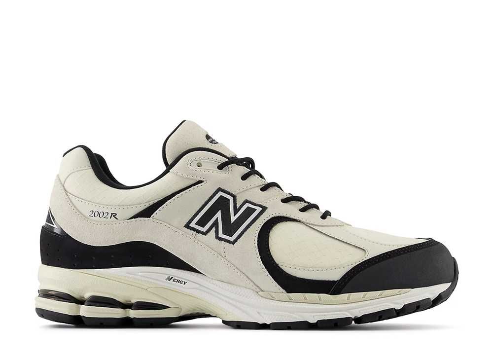 New Balance 2002R "Cream/Black" M2002RXR | SNKRDUNK