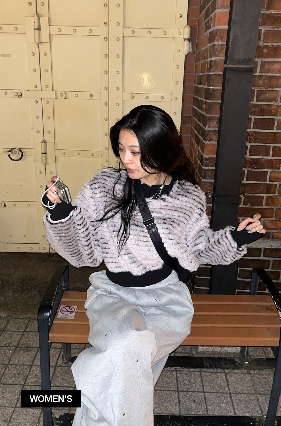 HTH fur border sweat "PINK" | SNKRDUNK