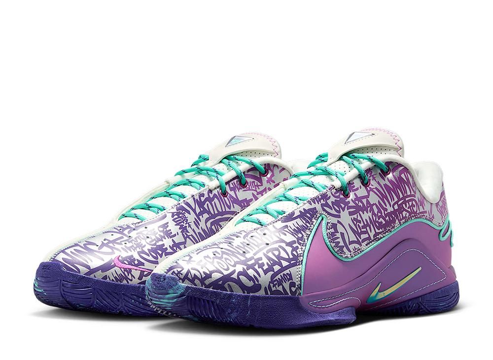 Nike LeBron 22 "Frozen Grapes" (HV8453-001/HV8454-001) HV8453-001 ...