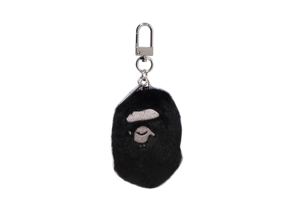 A BATHING APE Ape Head Faux Fur Keychain "Black" | SNKRDUNK