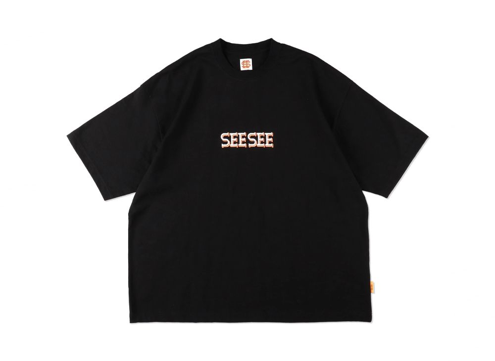 SEE SEE Basic SS Official Font Logo Tee "Black"の新品/中古フリマ(通販)｜スニダン