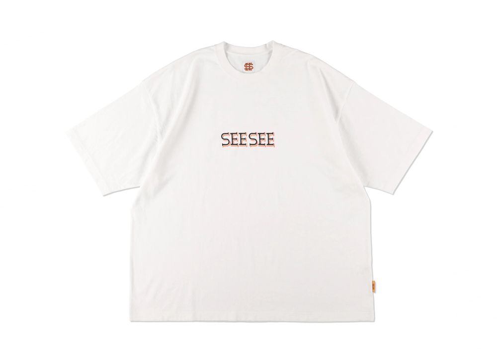 SEE SEE Basic SS Official Font Logo Tee "White"の新品/中古フリマ(通販)｜スニダン
