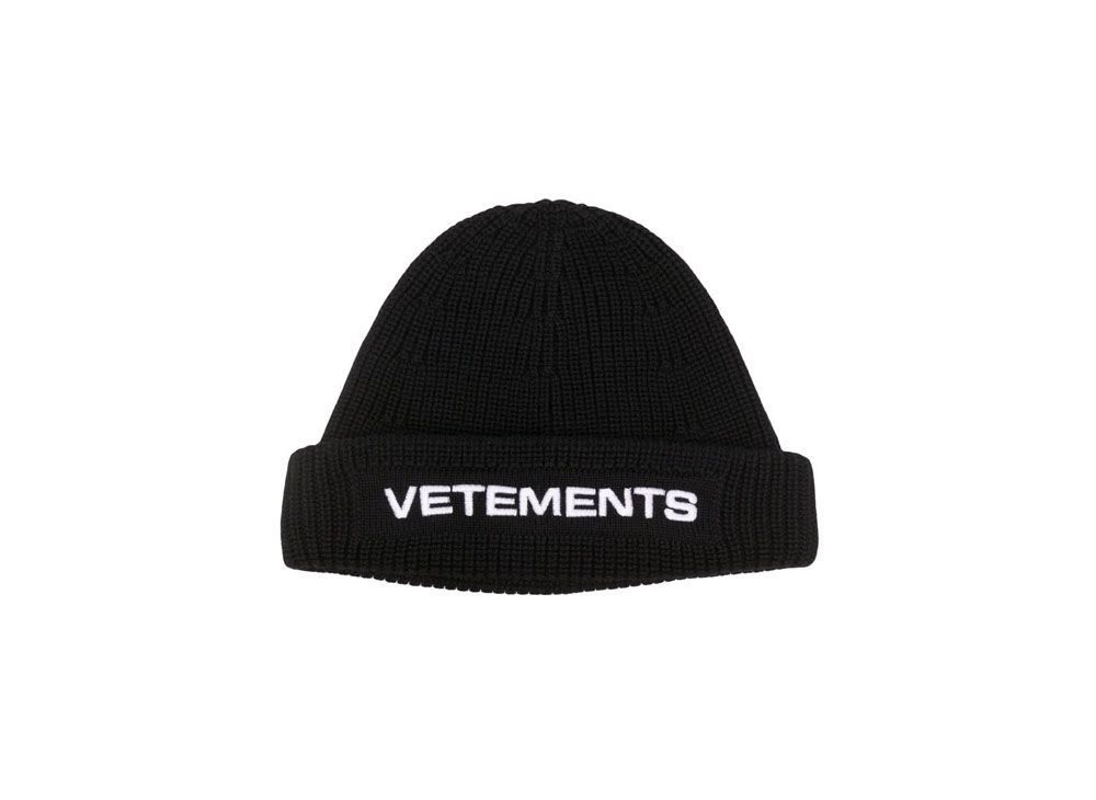 VETEMENTS Logo Venny "Black White"を買うならスニーカーダンク